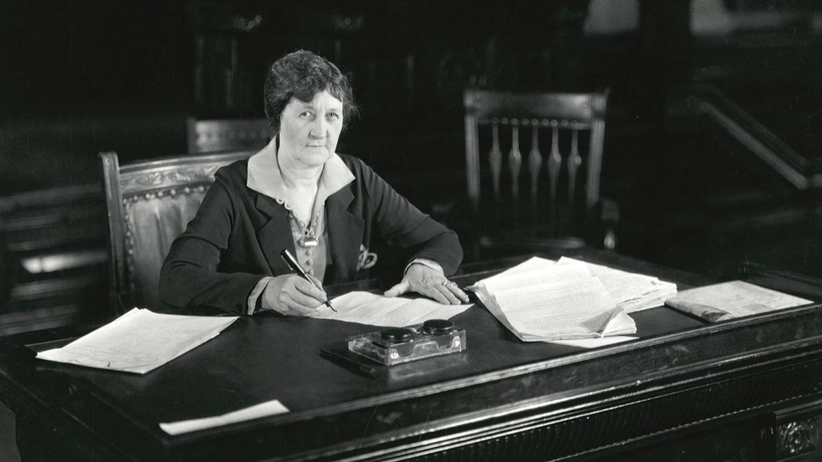 Исторические портреты: Мириам Аманда («Ма») Уоллес Фергюсон (2023)