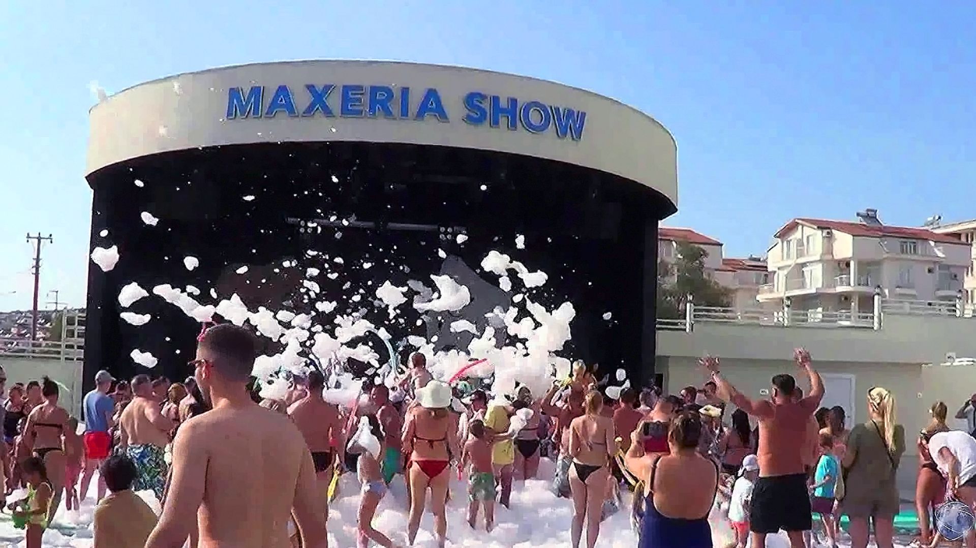 Пенная вечеринка в отеле Maxeria Blue Didyma