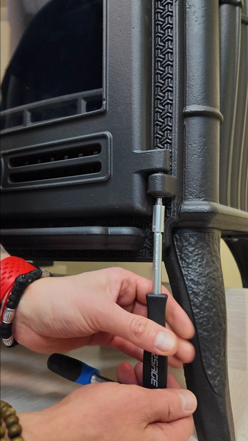 Простая регулировка печной дверцы камина Маэстро II