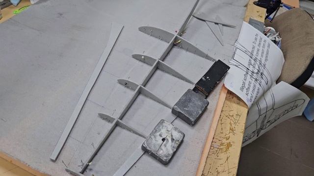 F4E F4D Зальные копии самолётов. Получится ли заменить бальзу потолочкой? авиамодельный кружок.