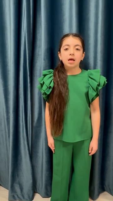 "Не ветер бушует над бором", Читает: Каибханова Самира, 9 лет