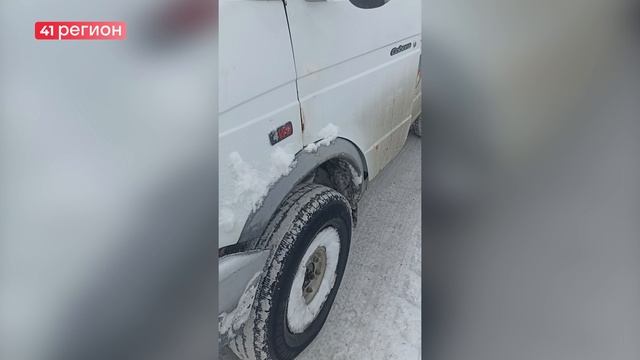 ЖИТЕЛЯМ КАМЧАТСКОЙ СТОЛИЦЫ ТРУДНО ДОБРАТЬСЯ ДО МЕДУЧРЕЖДЕНИЙ ИЗ-ЗА УЗКИХ ДОРОГ • БЕЗ КОММЕНТАРИЕВ