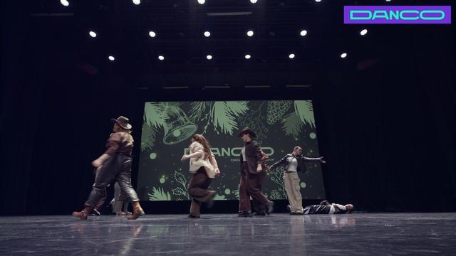 Группа K-pop, «Seventeen - Hot», педагог-хореограф Виктория Ким