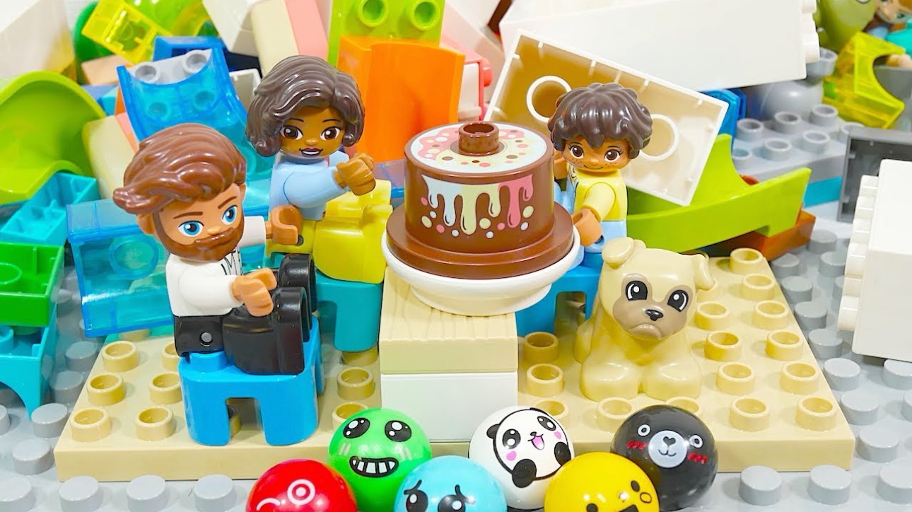 Собираем конструктор Лего