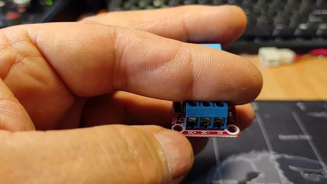 Управление усилителя оптроном