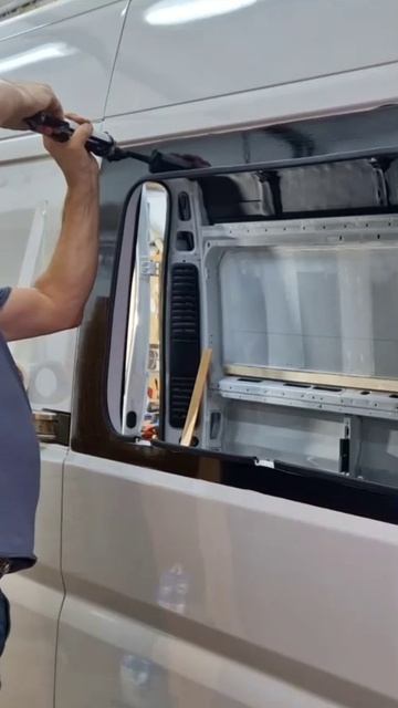 #shorts I 04 I Установить раздвижные стеклянные окна| на базе Ducato L5H2