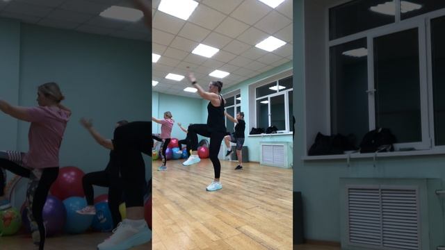 Функциональная тренировка с собственным весом!