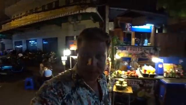 НОЧНOЙ Бангкок - ШOК от Таиланда! Самая ВЕСЕЛАЯ улица в Азии - Каосан Роуд. ЦЕНЫ