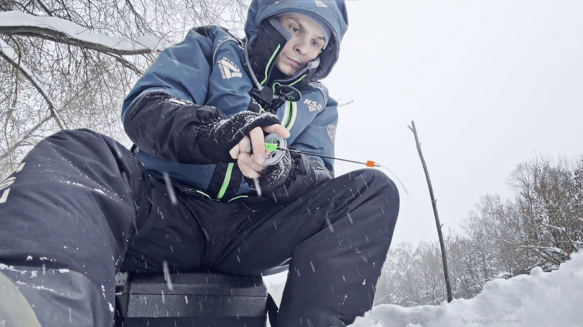 Это не рыбалка с Трофеями . Рыбалка на мормышку