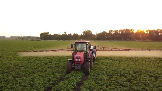 Опрыскиватель RSM TS-4500 SATELLIE - эффективно работает даже по неровным полям