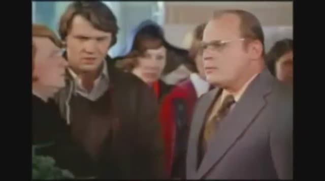 Вырезанная сцена из Служебного романа