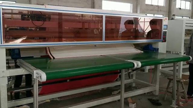 Отрезной станок для тканных материалов