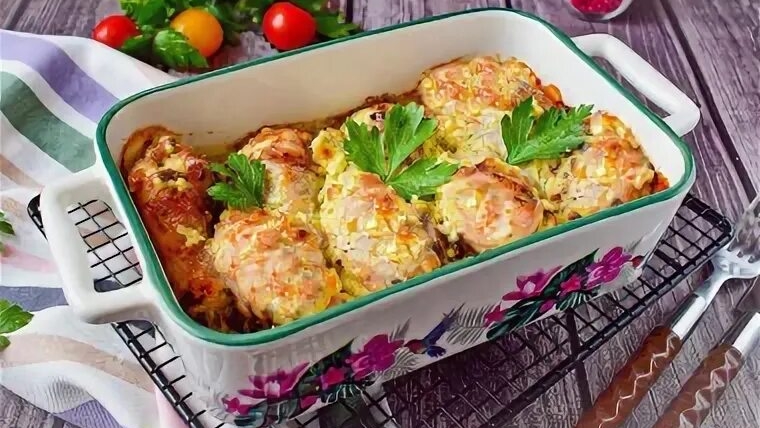 Куриные ножки в сметанно - чесночном соусе😍