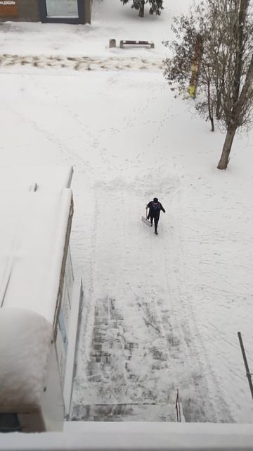 24.01.26 В Ейске намело снега.