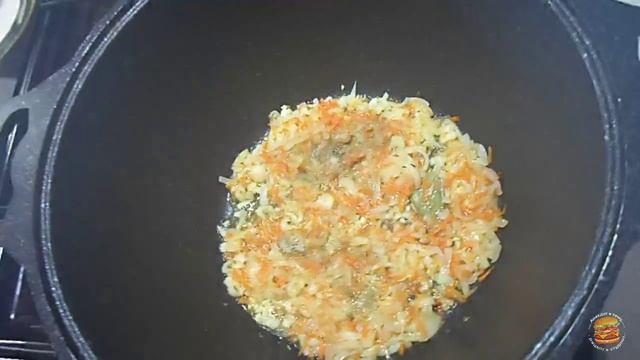 Ароматный суп-композиция из скумбрии и сардины в томате