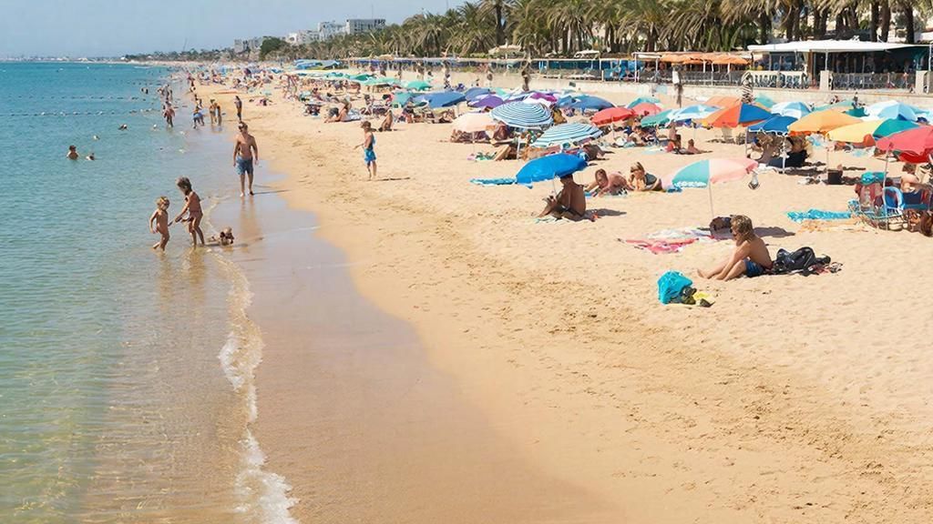 Возьми нам два билета на завтра, поедем на недельку в Сочи....