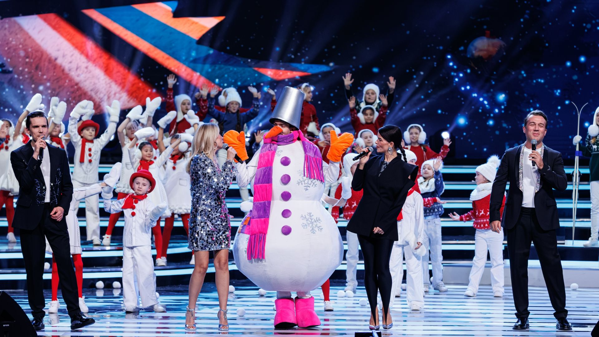 Инна Маликова и Новые самоцветы, Домисолька - Happy New Year