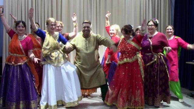 Мани Мани  | Ретро Болливуд | Театр Таранг | Центр «Московское долголетие»