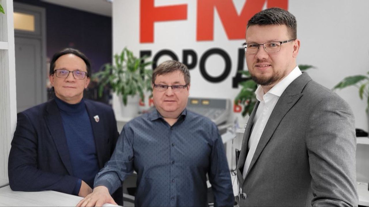 #В_ЦЕНТРЕ_ВНИМАНИЯ — выборы Главы Екатеринбурга.