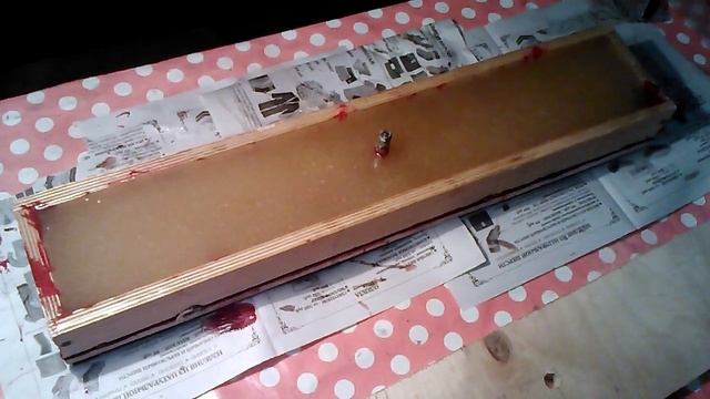 №6- Заливка ванны эпоксидной смолой 3 ,закрыл крышку.