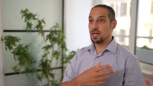 «Я боялся читать Новый Завет»_ история Тамира Кугмана