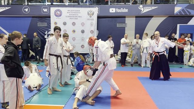 Чемпионат России по косики каратэ до СПБ 2024 Петр Рыбас (красный шлем с белым бантом) 2 бой