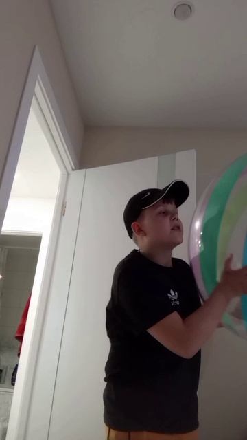 Когда остался сидеть с младшим братом: ЖИЗА-1 серия