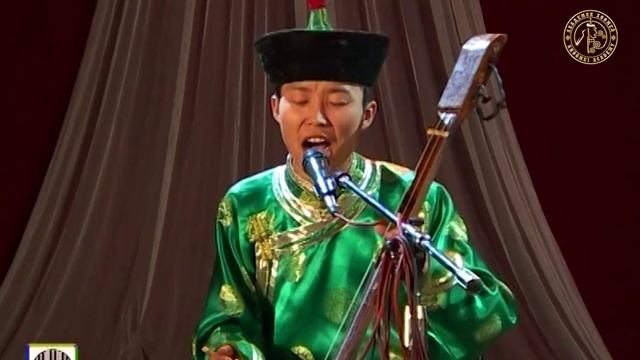 Трио "Ожук-Дажы". Исп.: Чульдук С.М., Чульдук Ш.М., Чульдук С.М. Медиатека МФТ, МАХ.