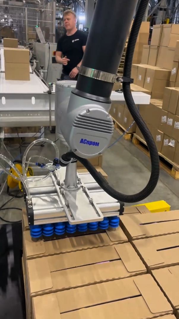 Укладка коробов на паллету роботом