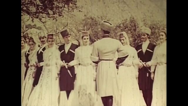 Симд, 1971. Симд с танцем Приглашения невесты во время свадьбы.