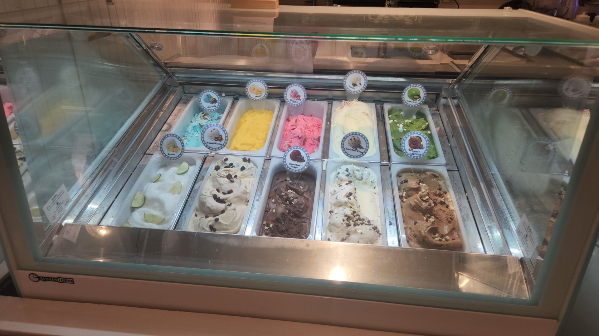 Кафе Gourmet отеля Dusit Thani Паттайя 🛌 🥪 🧁 🍰 🌴