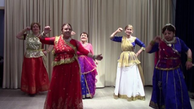 Мере Хатон  ме |  Болливуд | Театр Таранг | Центр Московского Долголетия