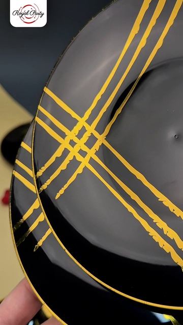 Тарелки пластиковые для сервировки "Эстетика" 23 см / 6 штук Royal Party