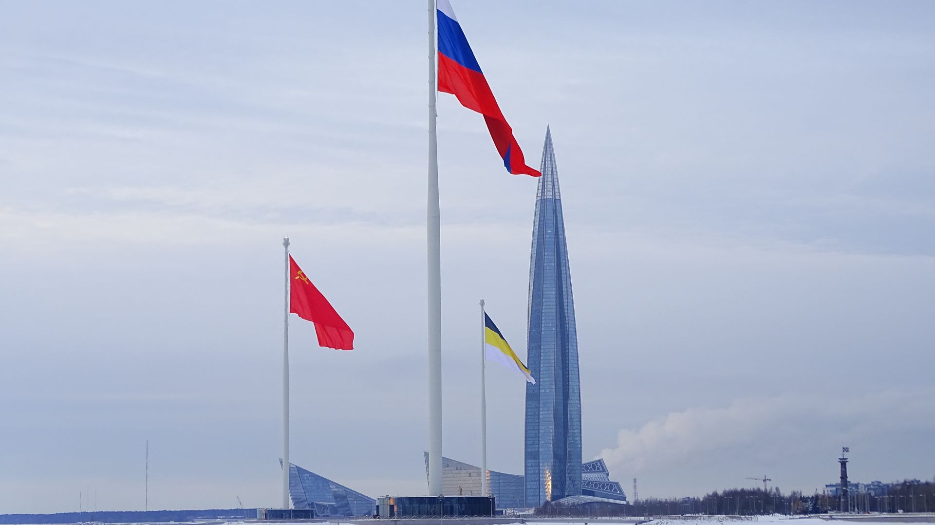 🎄 Каток у Флагштока. Теперь самый большой в мире! 🤗