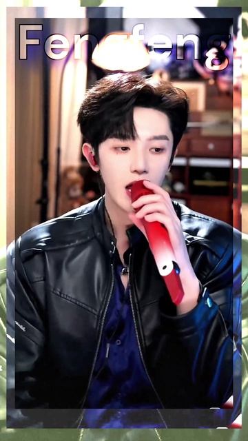 Fengfeng is crazy/峰峰疯了/फेंगफेंग पागल है /Фэнфэн сошёл с ума