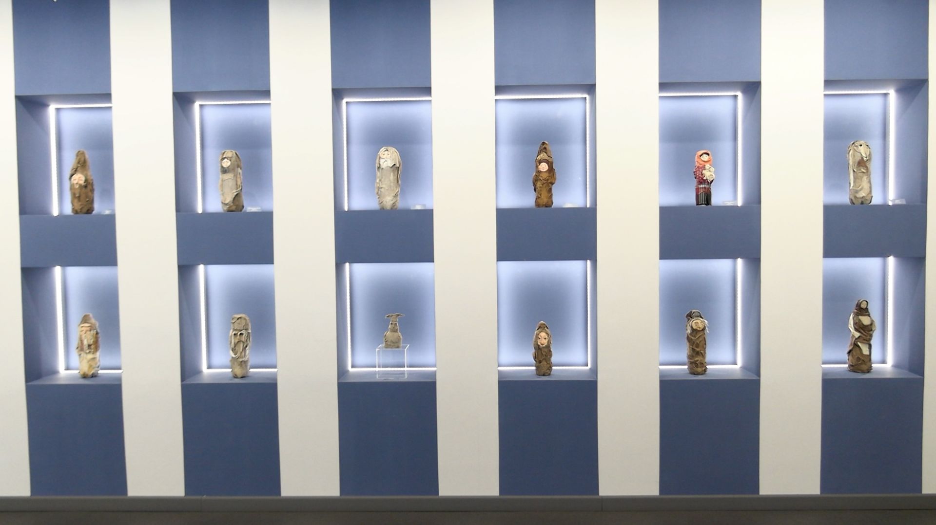 «ГОРОДА И ГОДЫ»