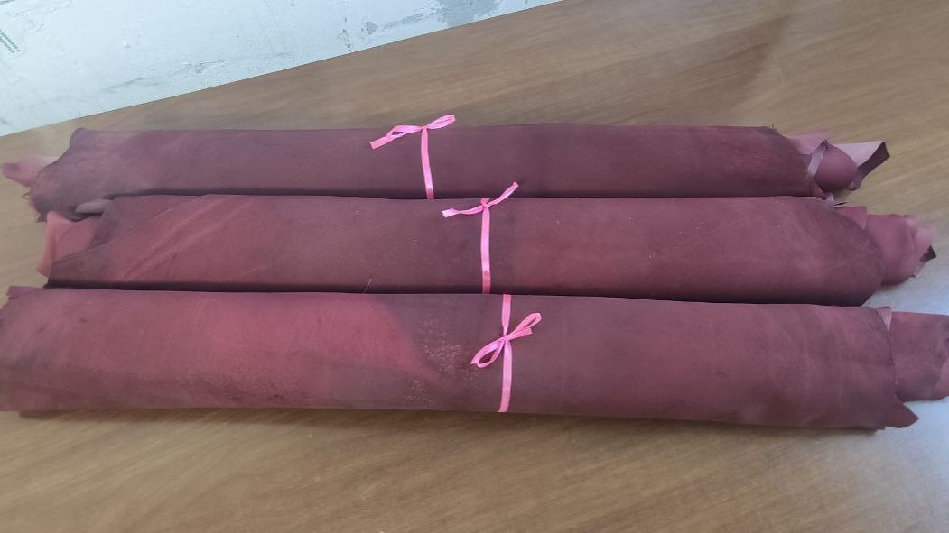 Коробка № АТ050   КОЖА наппа МРС КАРМИН-КРАСНАЯ