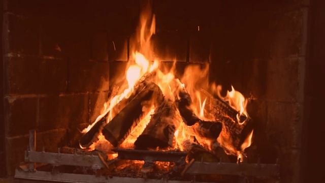 Камин заставка огонь на телевизор