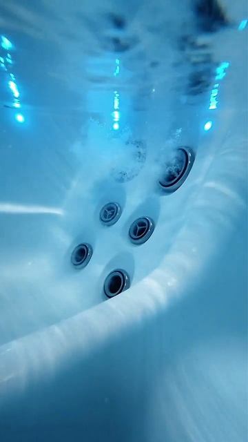 Джакузи для дома и виллы: спа-купель, подогрев и отдых круглый год