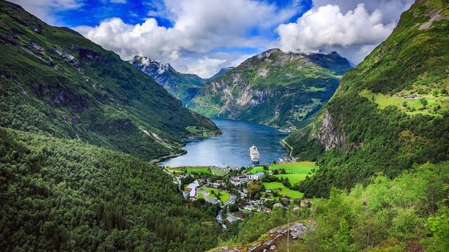 "У тебя есть всё". Олег Атаманов.