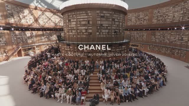 Показ женской коллекции Chanel осень-зима 2019-2020