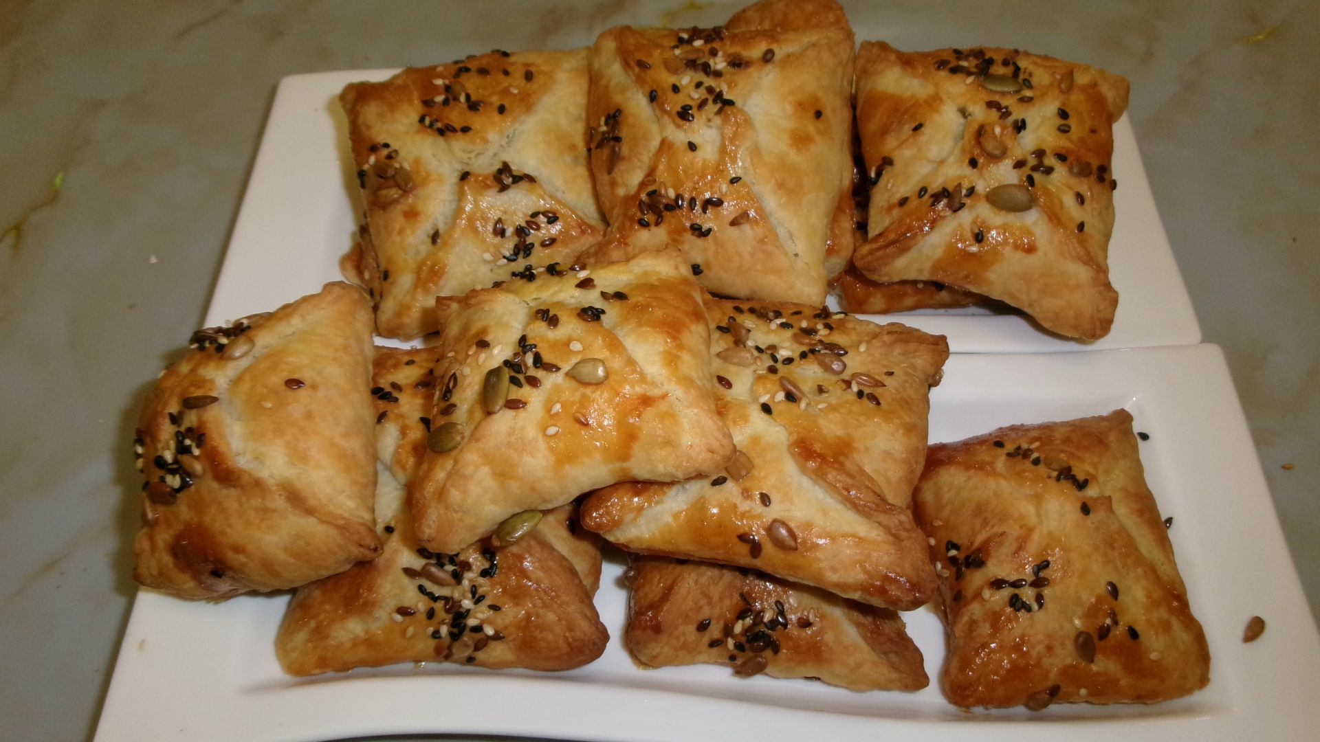 Завтрак из слоеного теста. Мой рецепт.