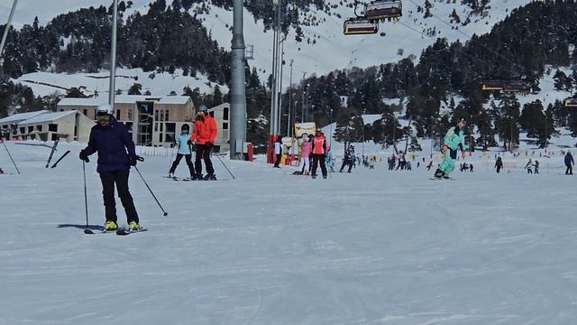 Архыз, много народа.