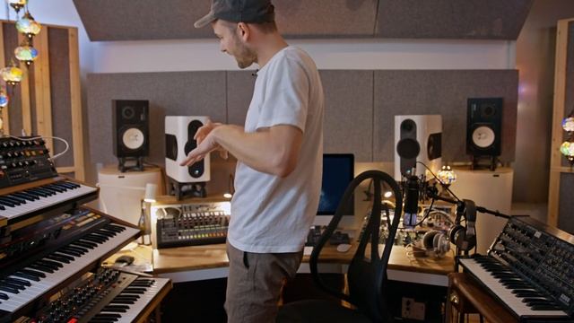 1.02 - Speaker system