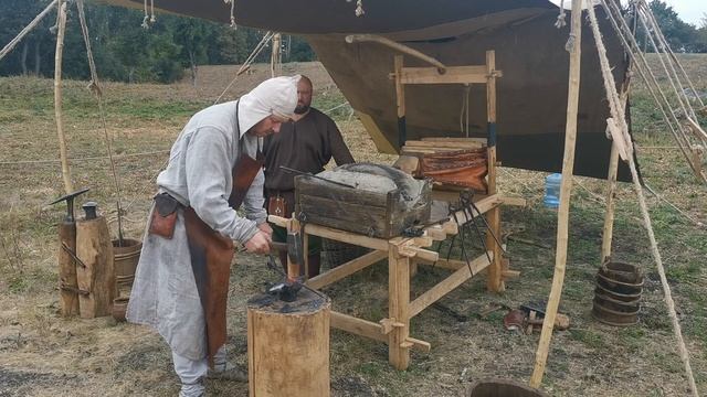 Площадка алан. Работа кузнеца. 2. ЦЖИ "Саркел"