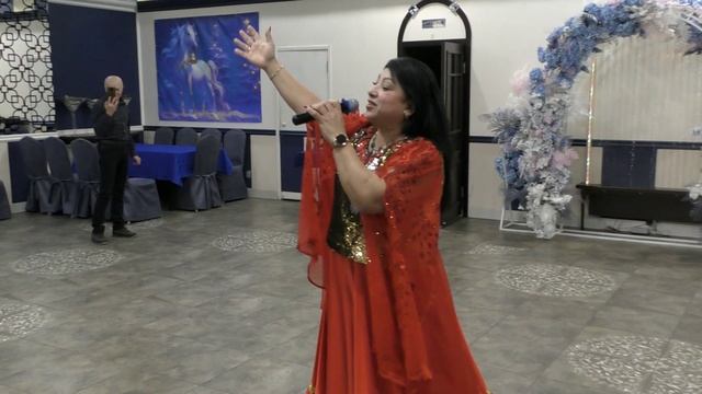 Луиза Жемчужная -мохнатый шмель