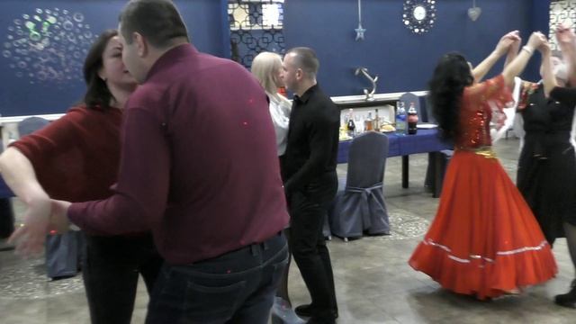 Луиза Жемчужная -голубые маки