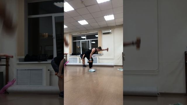 Силовая тренировка с гантелями по 2 кг.!