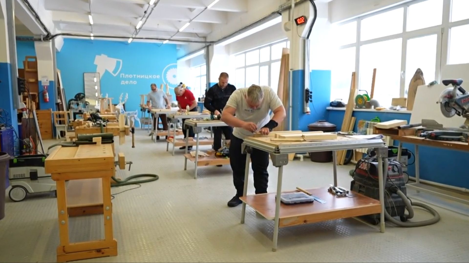 Магаданские ветераны СВО готовятся к участию в чемпионате «Абилимпикс» (12+)