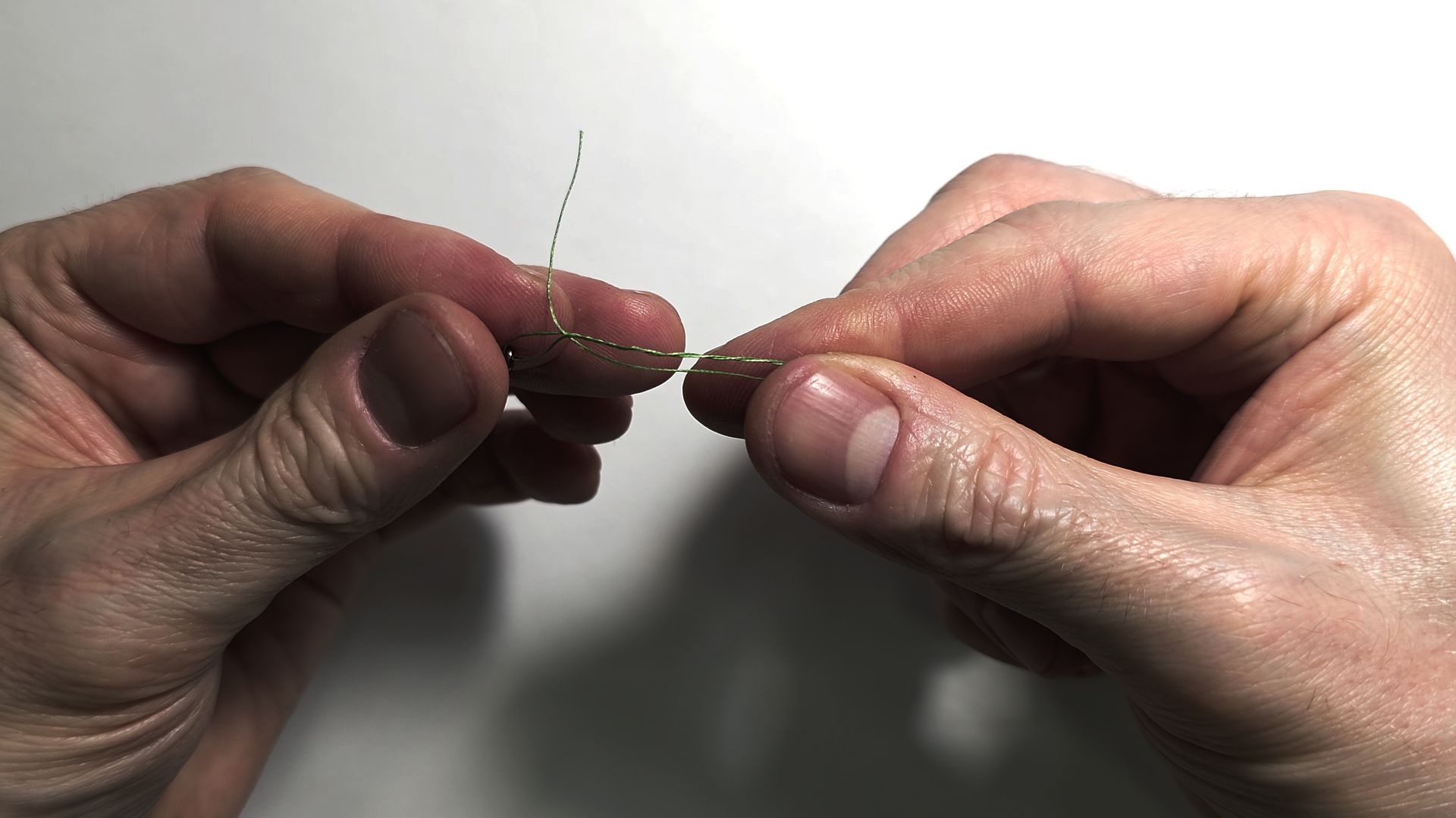 Так привязать крючок сможет каждый. 4 простых и надёжных узлы.